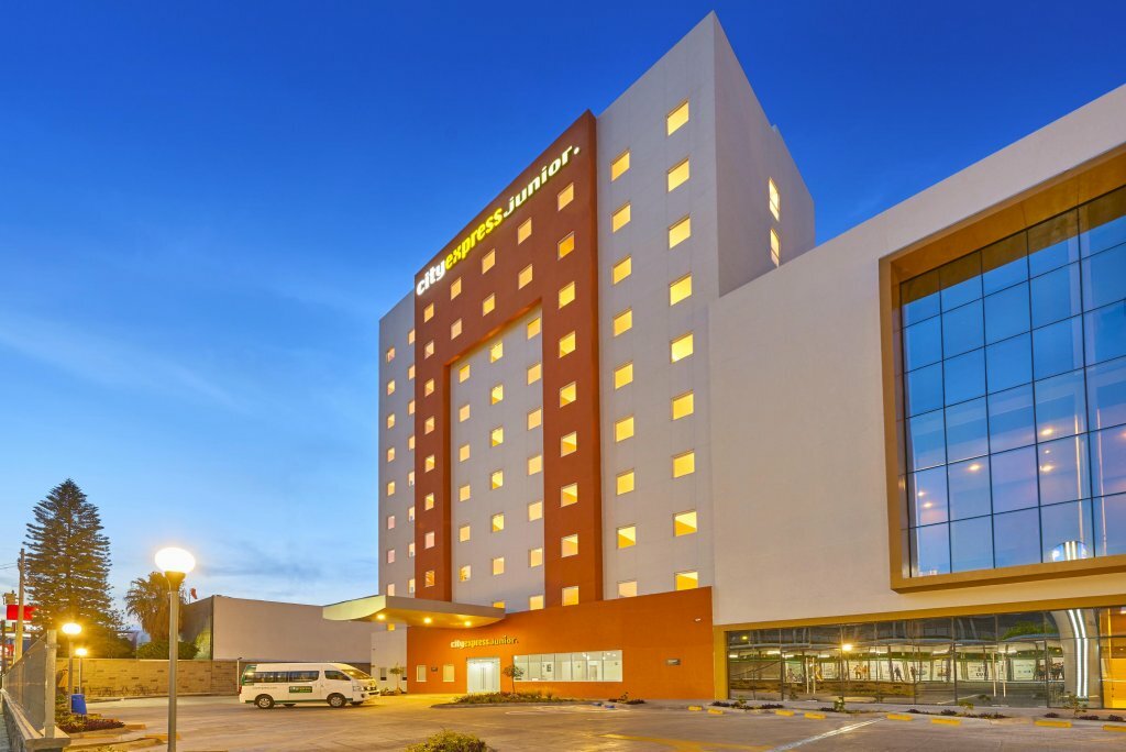 Otel City Express Junior León Centro de Convenciones, Leon, foto