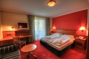 Hotel Alpina - Thermenhotels Gastein (Parkstraße No:5, Bad Hofgastein), otel  Bad Hofgastein'dan