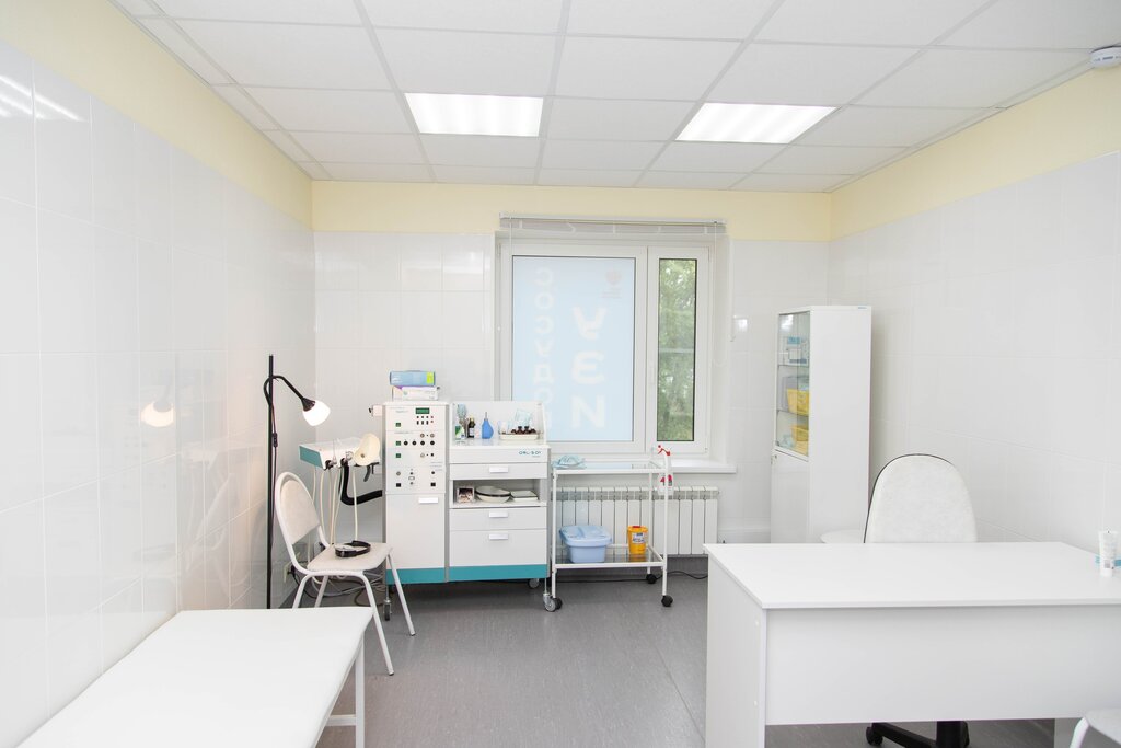 Tıp merkezleri ve klinikler Tsentr Semeynoy Meditsiny, Kronstadt, foto