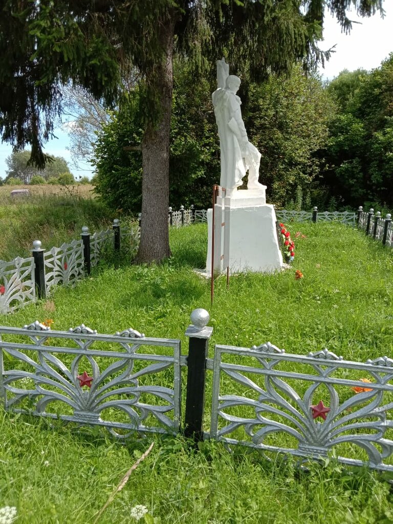 Anıt, heykel Воинское захоронение № 7, Tulskaya oblastı, foto