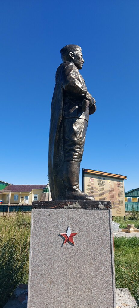 Anıt, heykel Воинам, павшим в годы Великой Отечественной войны, Saha Cumhuriyeti (Yakutistan), foto