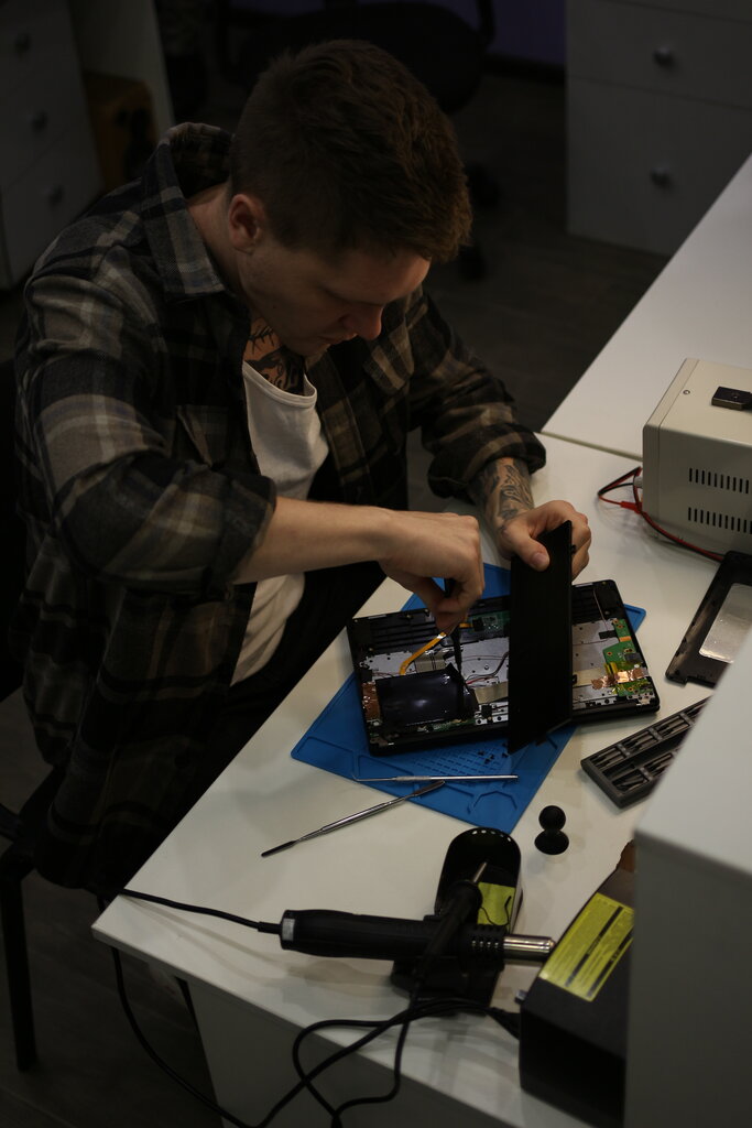 Telefon tamir servisi Bro: service, Saint‑Petersburg, foto