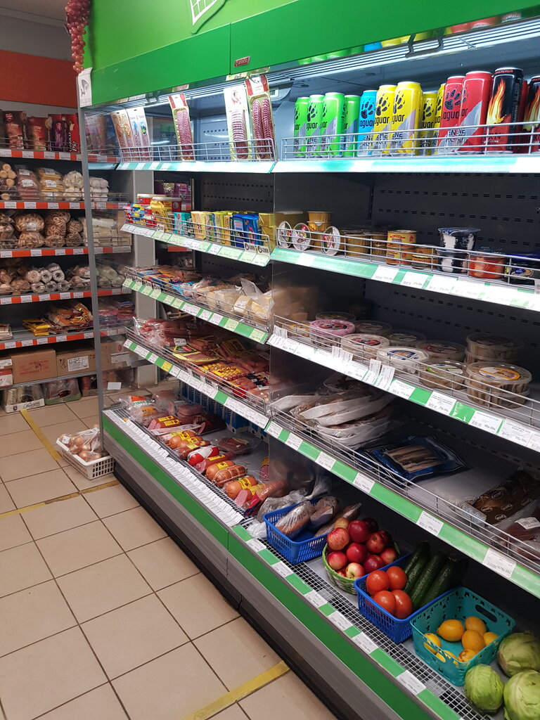 Market Market Samartseva G. I, Tixvin, foto