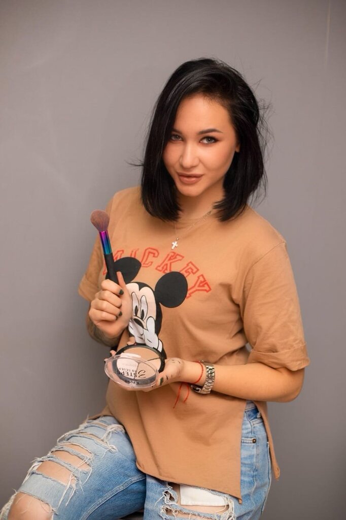 Stil uzmanı, makyöz Студия красоты Виктории Родионовой, Samara, foto