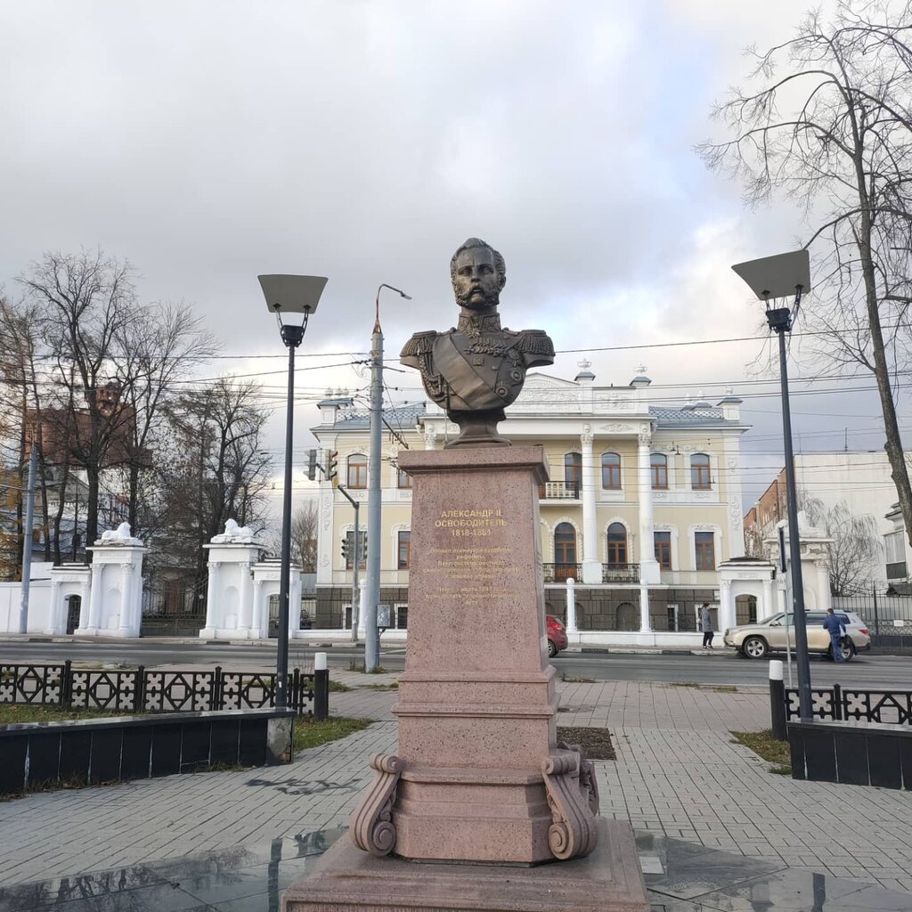Meydan Дмитриевский сквер, Yaroslavl, foto