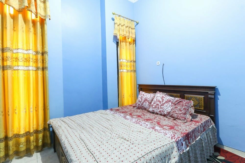 Otel Diksa Home Stay Dan Transport, , foto