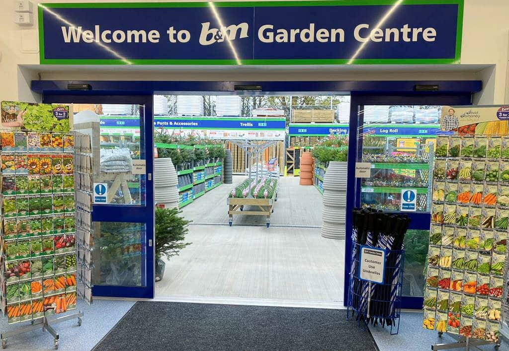 Şans oyunları B&m Home Store with Garden Centre, Kingston upon Hull, foto