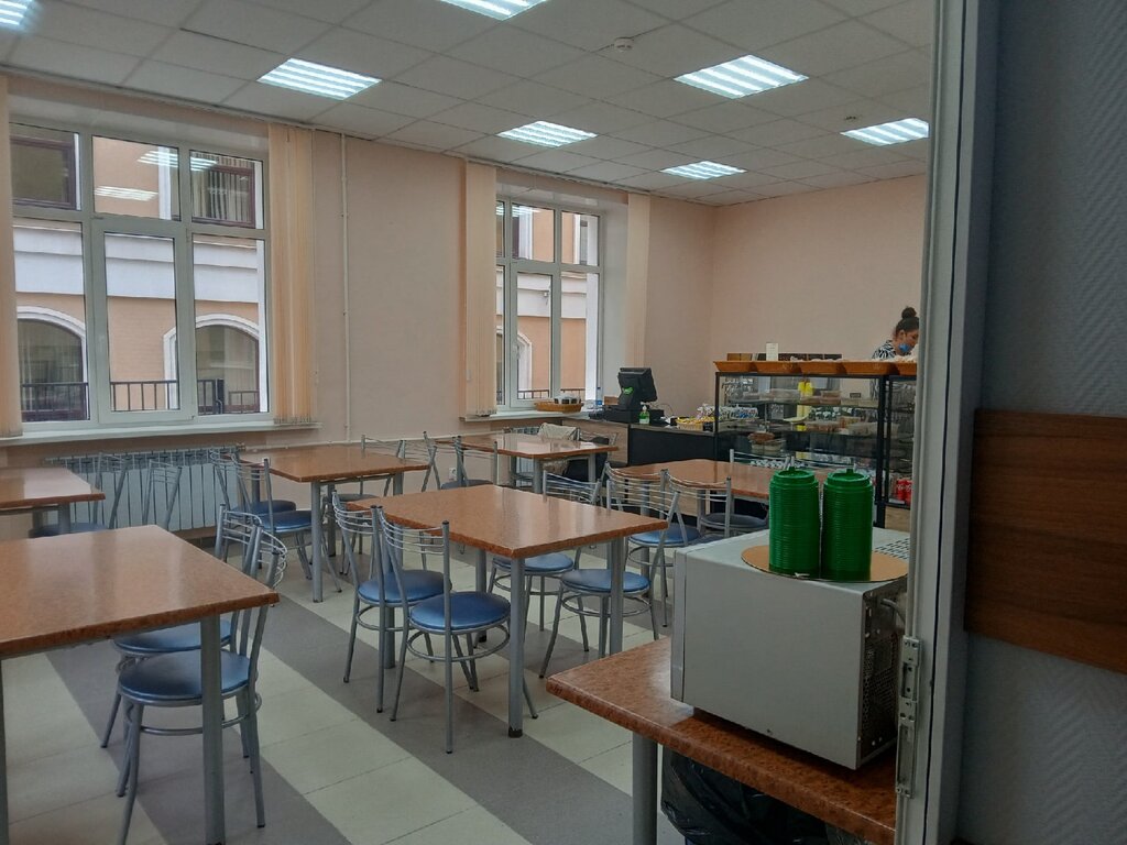 Yüksekokul Engineering College, Belgorod, foto