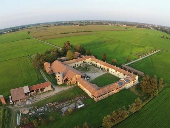 Otel Agriturismo Cascina Mora, Lombardiya, foto
