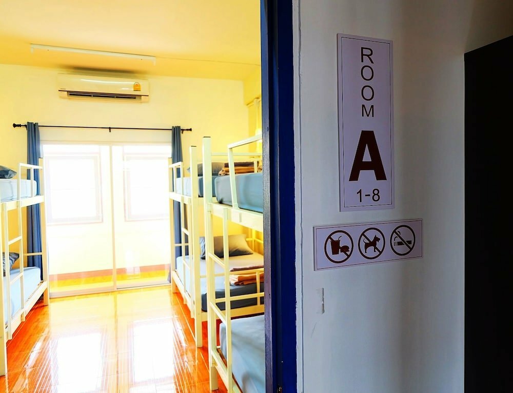 Otel Zen Rooms Manee Nopparat Soi 1, Chiang Mai, foto