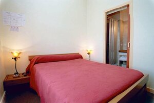 Brit Hotel Armor (Boulevard Clemenceau No:46, Guingamp), otel
