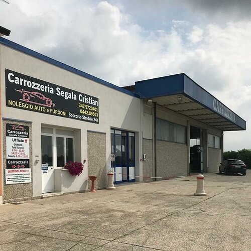 Otomobil servisi Carrozzeria Segala Cristian, Dünya, foto