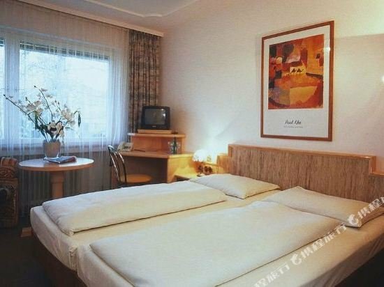 Otel Hotel am Kurpark, Villingen‑Schwenningen, foto