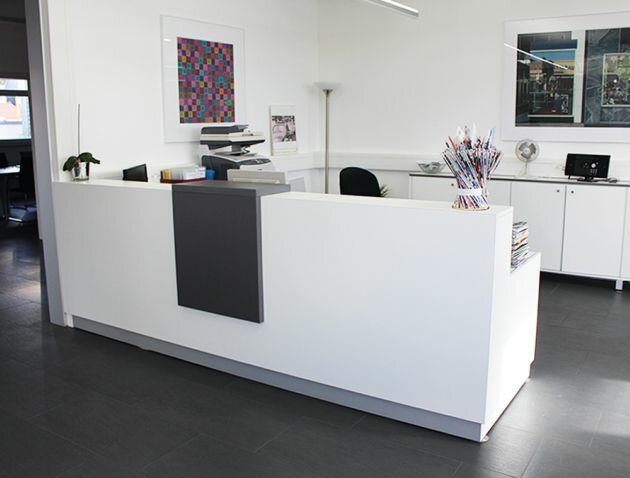 Büro mobilyaları Holz Concept GmbH Der Praxiseinrichter Praxiseinrichtung, Baden‑Wurttemberg, foto