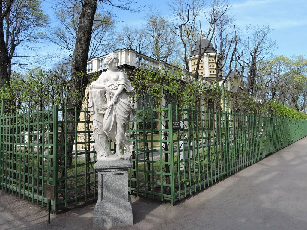 Park, sokak heykeli Нимфа летнего сада, Saint‑Petersburg, foto