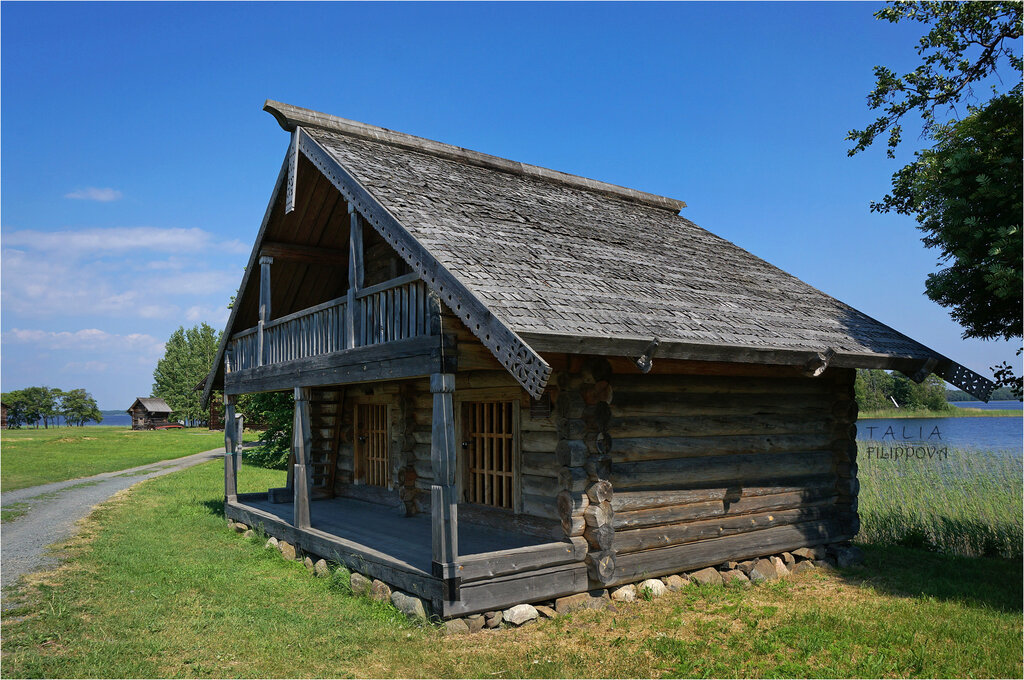 Turistik yerler Амбар из деревни Нинисельга, Karelya, foto