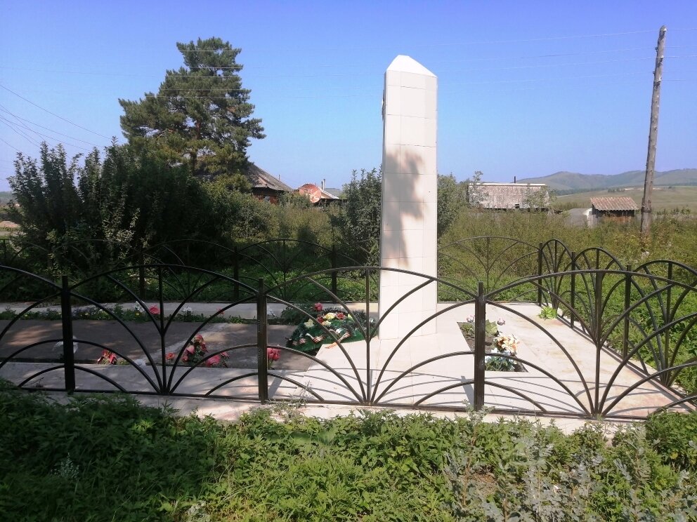 Anıt, heykel Обелиск в честь защитников Отечества и тружеников тыла, Krasnoyarski krayı, foto