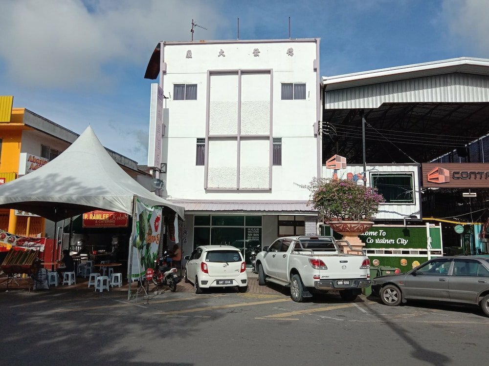 Otel Oyo 90089 N H Inn, Sarawak, foto