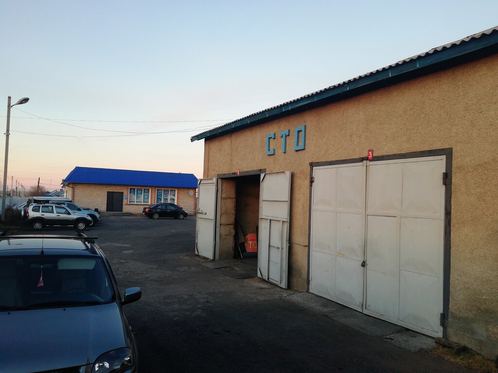 Otomobil servisi Bromot, Kuzey Kazakistan eyaleti, foto