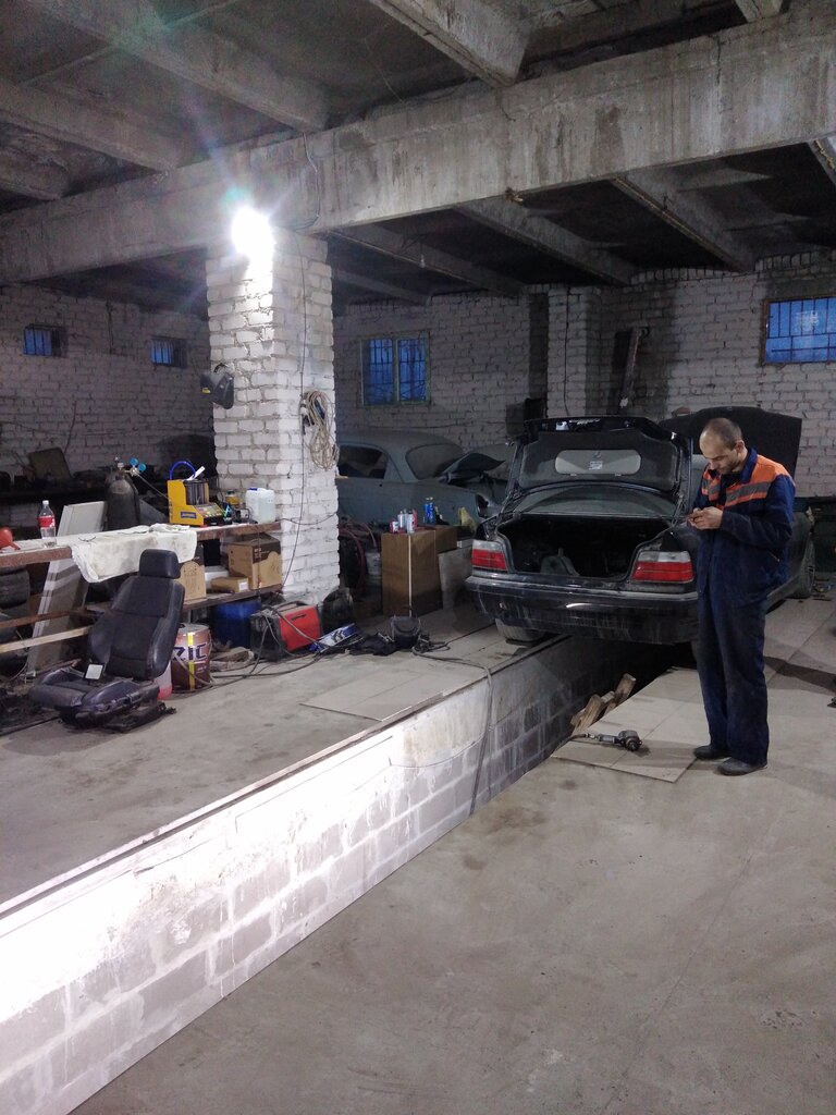 Otomobil servisi Avto club, Frolovo, foto