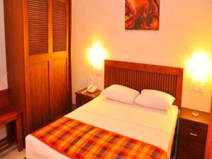 Hope Residence (North Central, Anuradhapura), otel