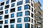 Agv Immobilien GmbH in Düsseldorf (Benderstraße No:72, Düsseldorf), arazi dizisi  Düsseldorf'tan