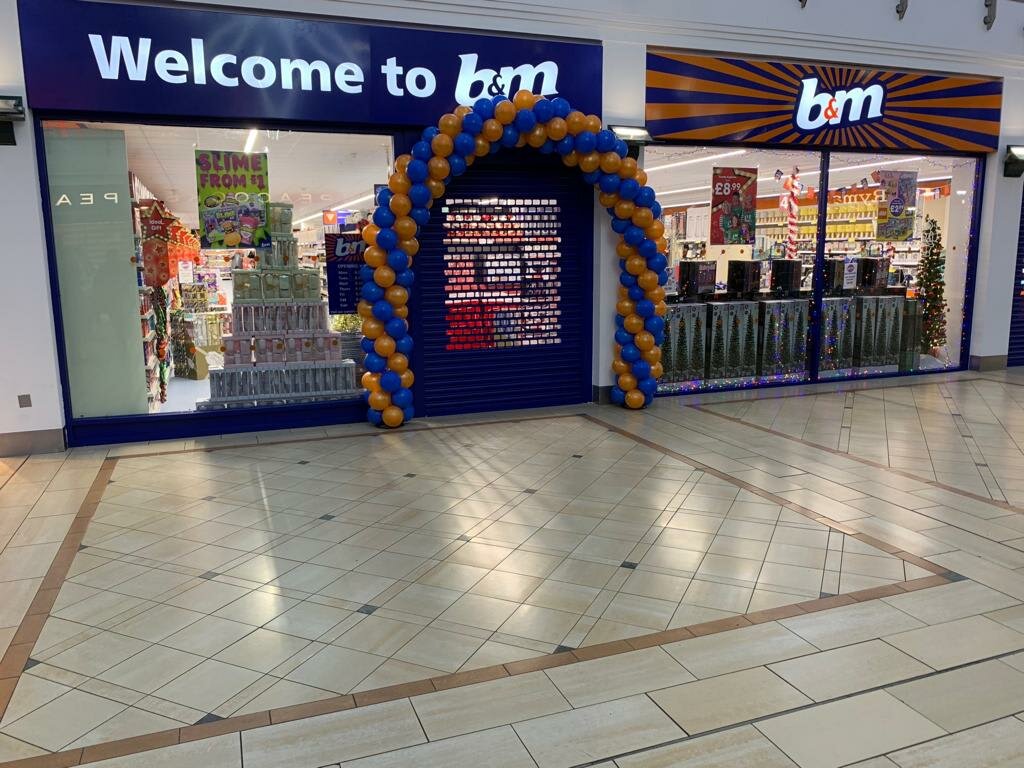 i̇ndirim ve fırsat sistemleri B&m Store, Leicester, foto