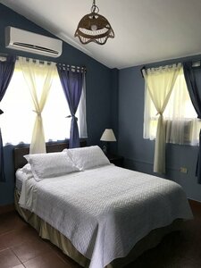 Hotel y Bungalows El Jardín (Retalhuleu), otel  Dünya'dan