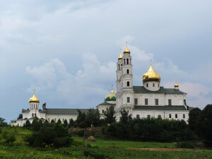 Rozhdestva Presvyatoy Bogoroditsy zhensky monastyr (Khmelnytska Region, Shepetivskyi raion, selo Horodyshche), manastır  Kimelnitsky Bölgesi'nden