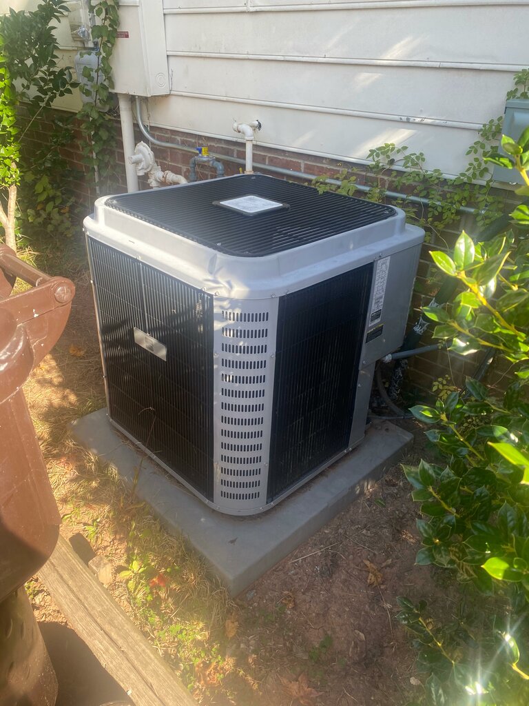 Sıhhi tesisat hizmetleri Piedmont Metro Heating and Air, Kuzey Carolina Eyaleti, foto