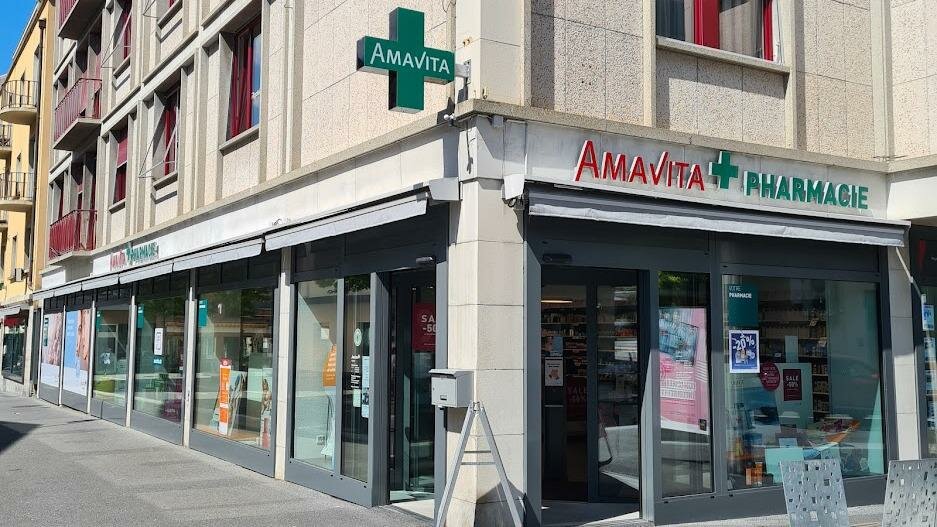 Kozmetik ve parfümeri mağazaları Amavita Raboud, Valais, foto