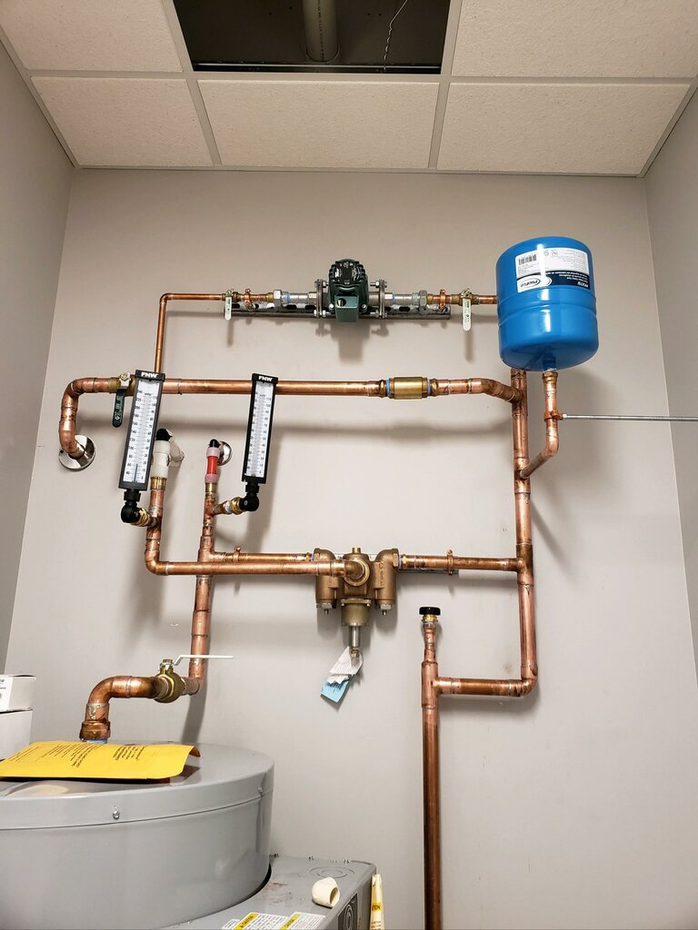 Sıhhi tesisat hizmetleri Three Brothers Mechanical, Tennessee Eyaleti, foto