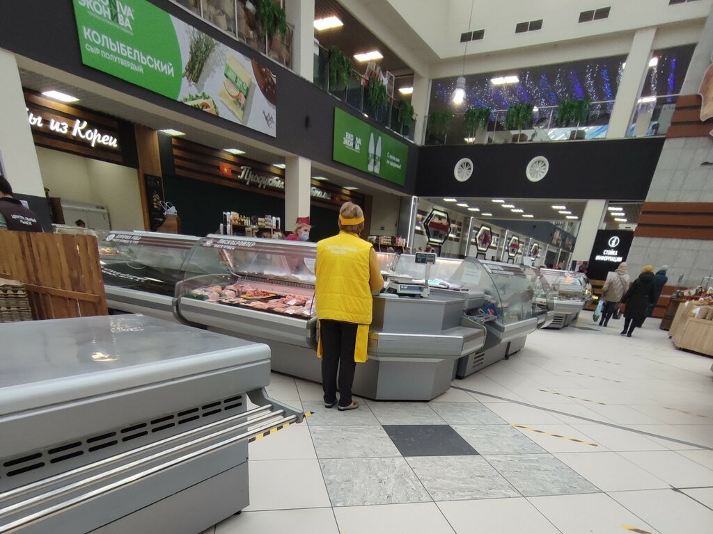 Kanatlı hayvan ürünleri ve yumurta Лиско бройлер, Voronej, foto