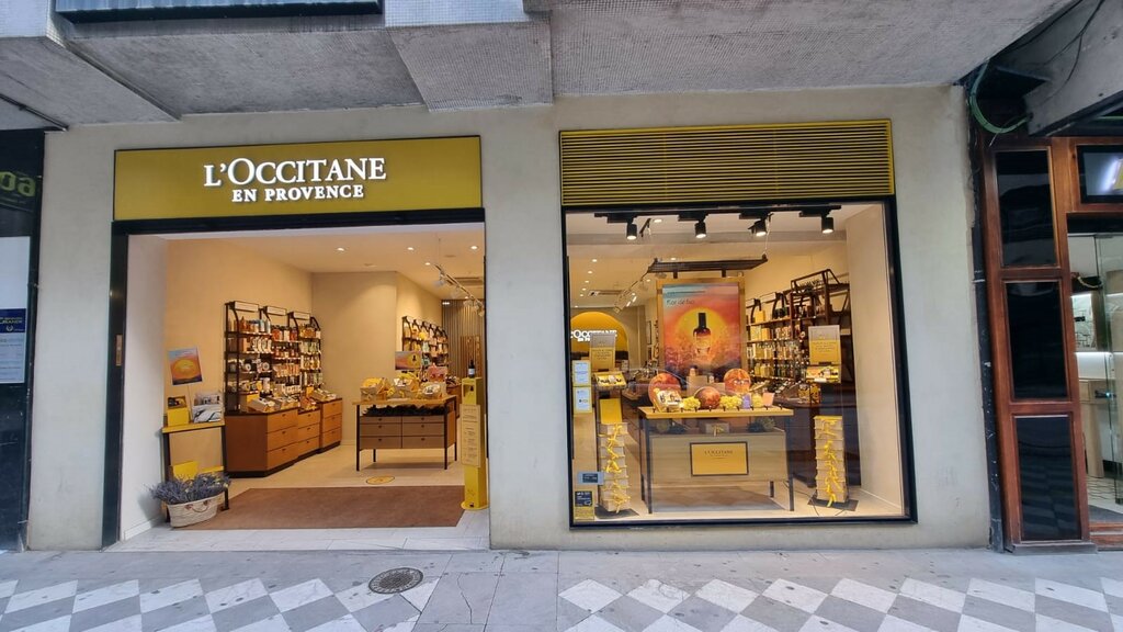 Kozmetik ve parfümeri mağazaları L'occitane EN Provence, Granada, foto