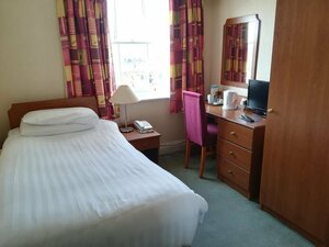 The Royal Hotel (England, Dorset County, Weymouth, The Esplanade), otel