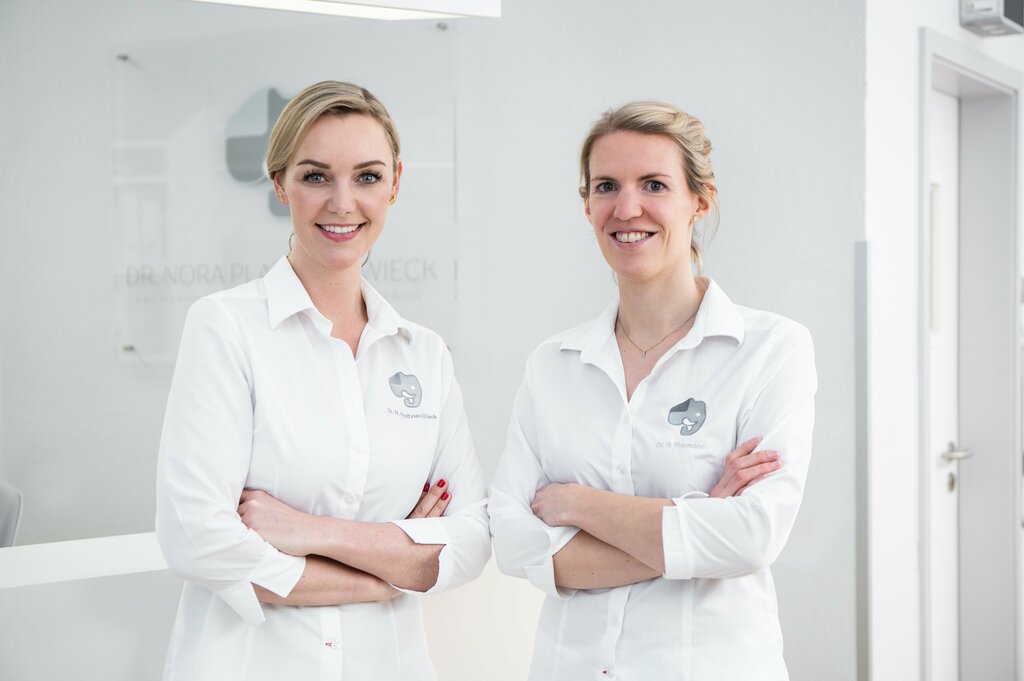 Özel ağız ve diş sağlığı klinikleri ve muayenehaneleri Kieferorthopädische Fachpraxis Plathner-Wieck, Schleswig‑Holstein, foto