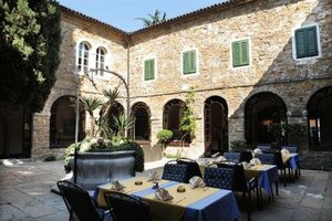 Bor Annex (Koper, Ankaran), otel  Dünya'dan
