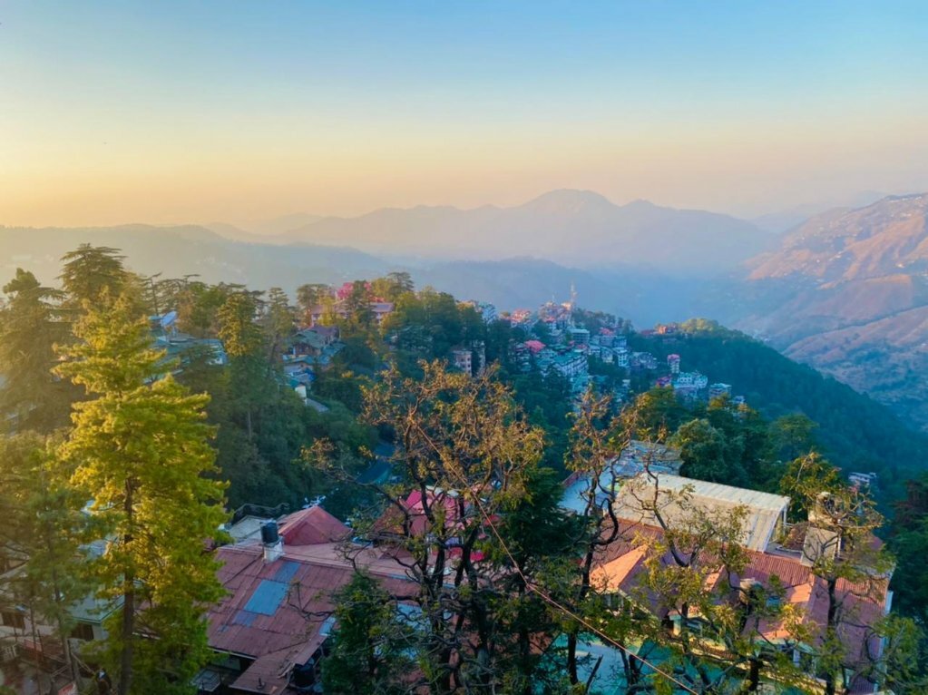 Otel The Nishat by Boho, Shimla, foto