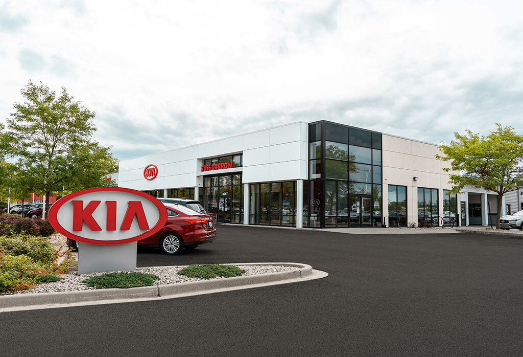 Oto kaporta Russ Darrow Collision Center Of Madison, Madison, foto