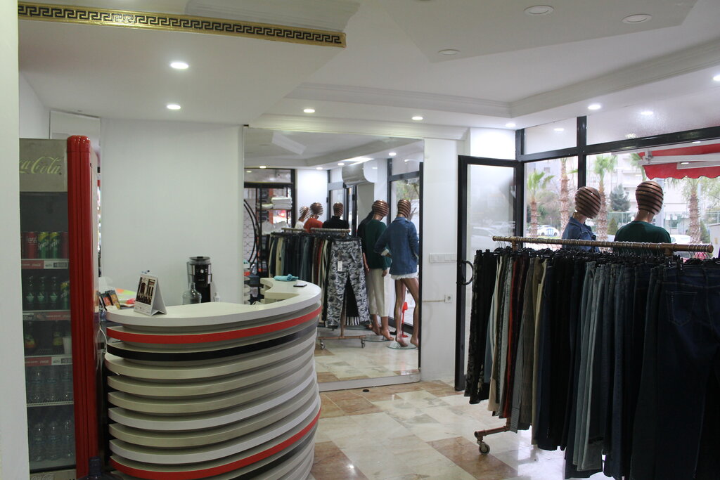 Giyim mağazası Jokerya Butik & Cafe, Antalya, foto