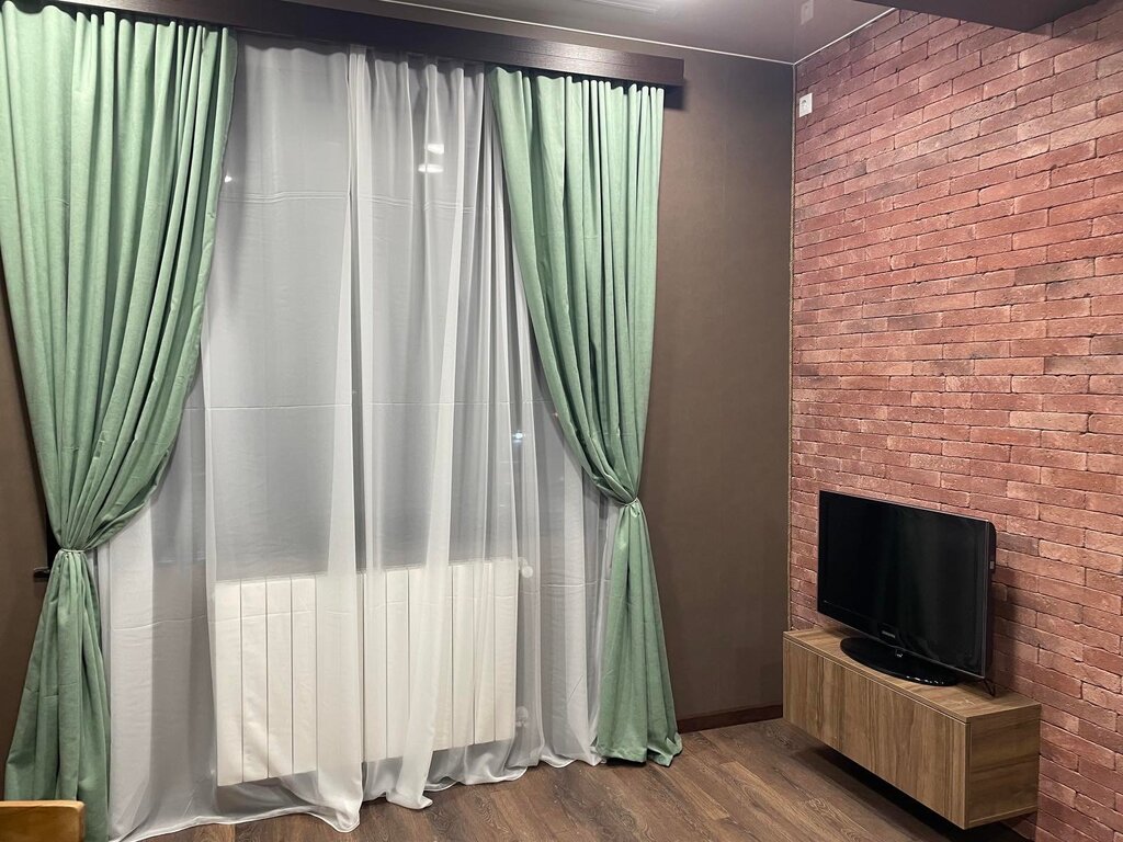 Perde ve korniş üreticileri Curtain Shop Nino, Tiflis, foto