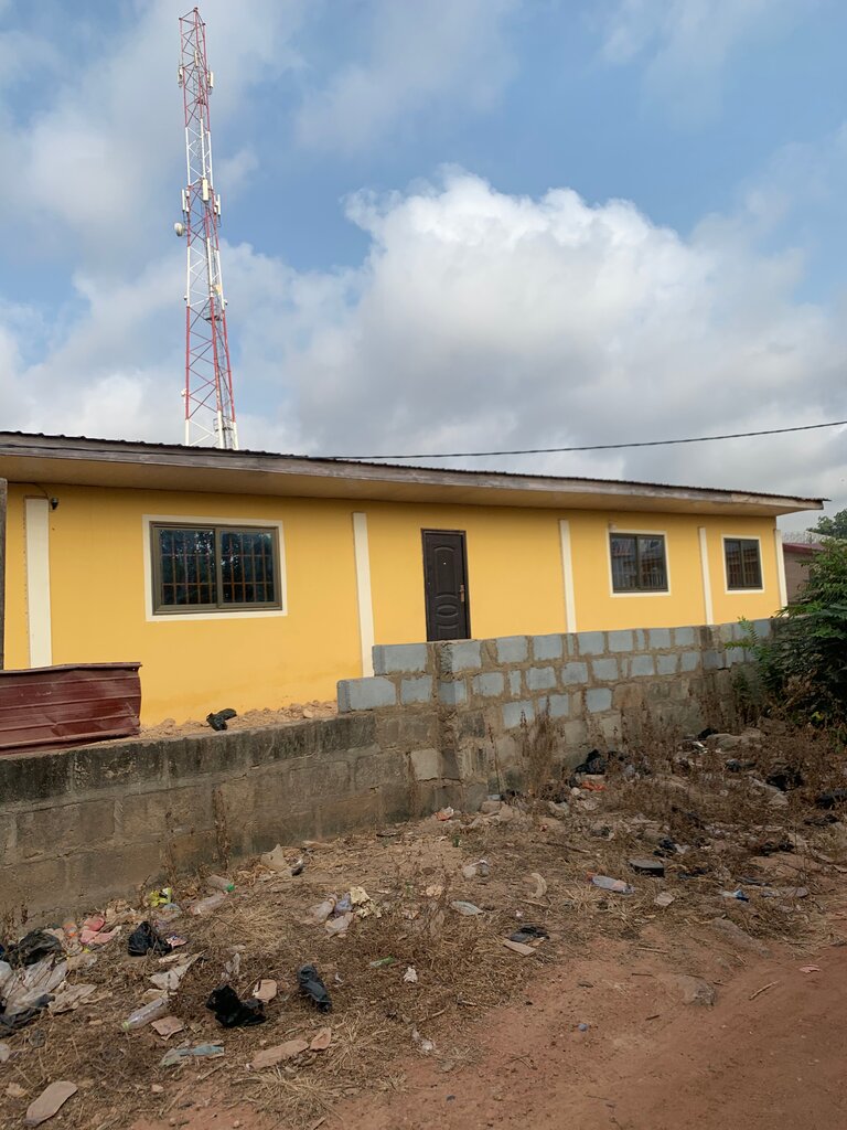 Dini dernekler He is Alive, Dünya, foto