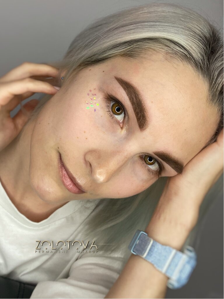 Kaş ve kirpik salonu Ksenia Zolotova, Saint‑Petersburg, foto