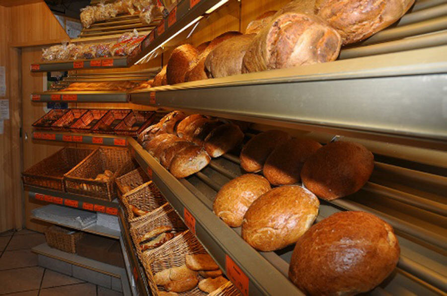 Kahve dükkanları Bäckerei - Café Edinger, Baden‑Wurttemberg, foto