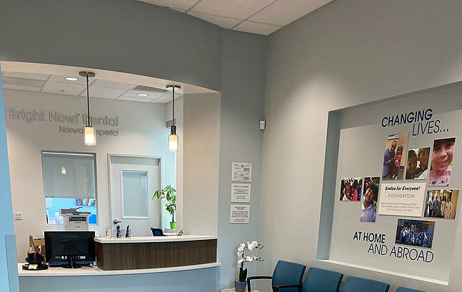 Özel ağız ve diş sağlığı klinikleri ve muayenehaneleri Bright Now! Dental & Orthodontics, Norwalk, foto