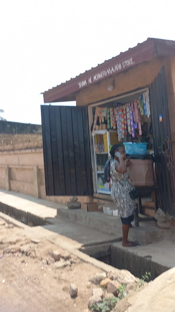 Gıda malzemeleri ve baharatlar Yehowa Ne Me whemafo Store, Akra, foto