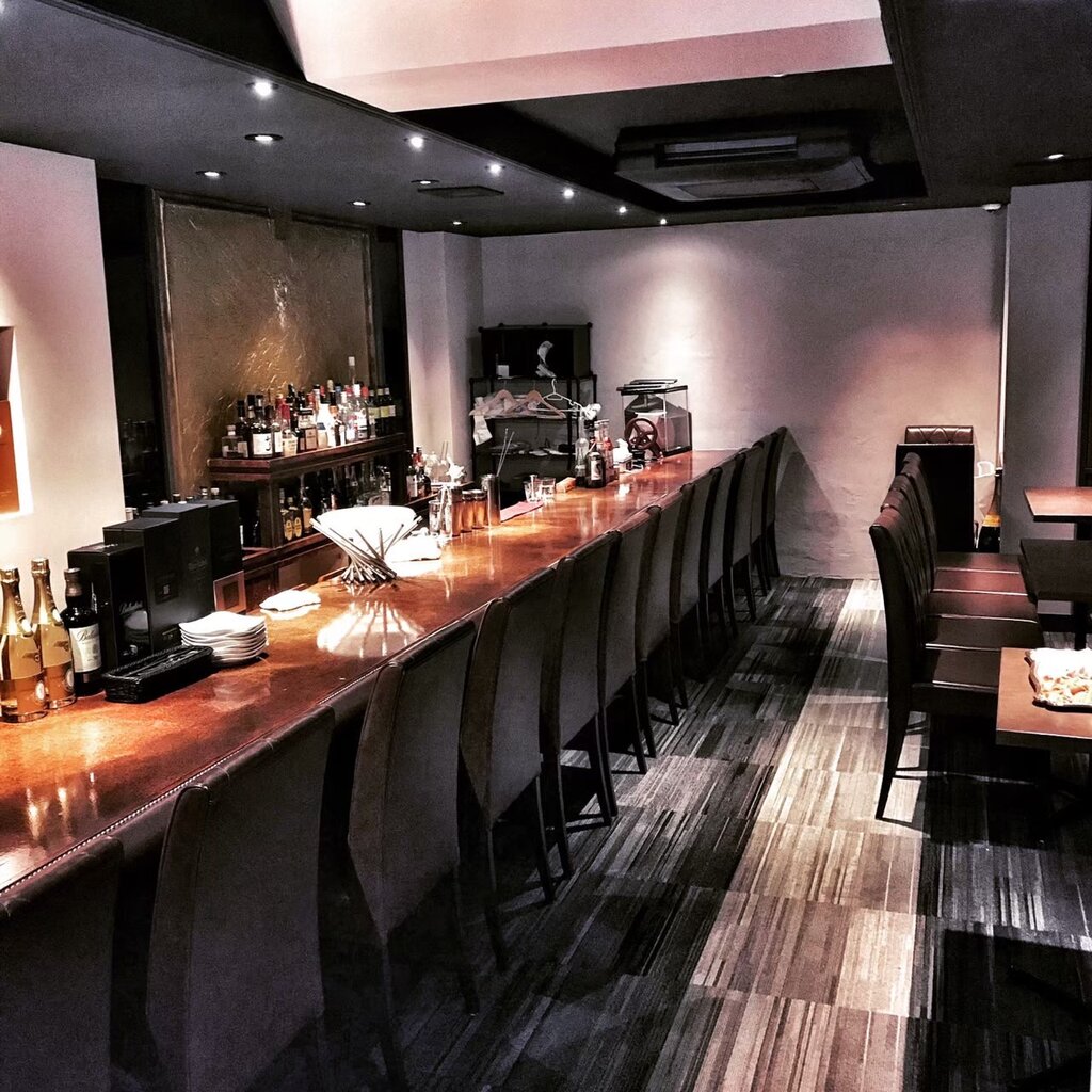 Bar Bar Laetus, Tokyo, foto