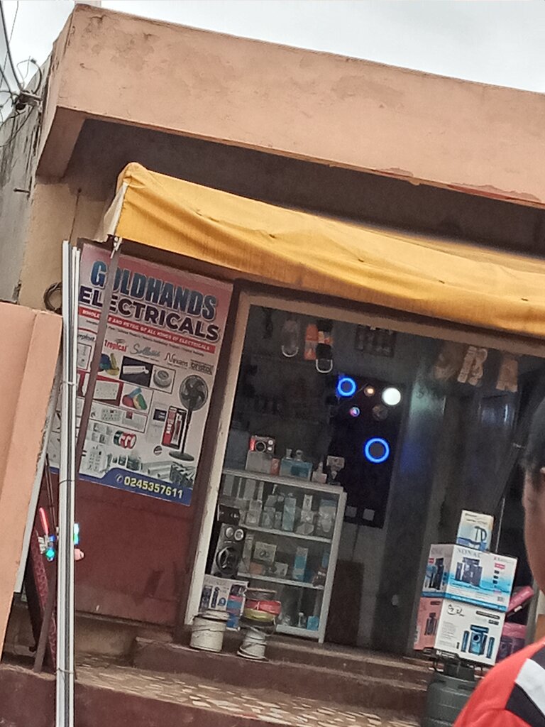 Elektrik ürünleri Gods hand electricals, Akra, foto