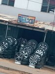 Richkof Ent (Kwashieman-Ofankor Road No:50), oto lastik tamiri  Akra'dan