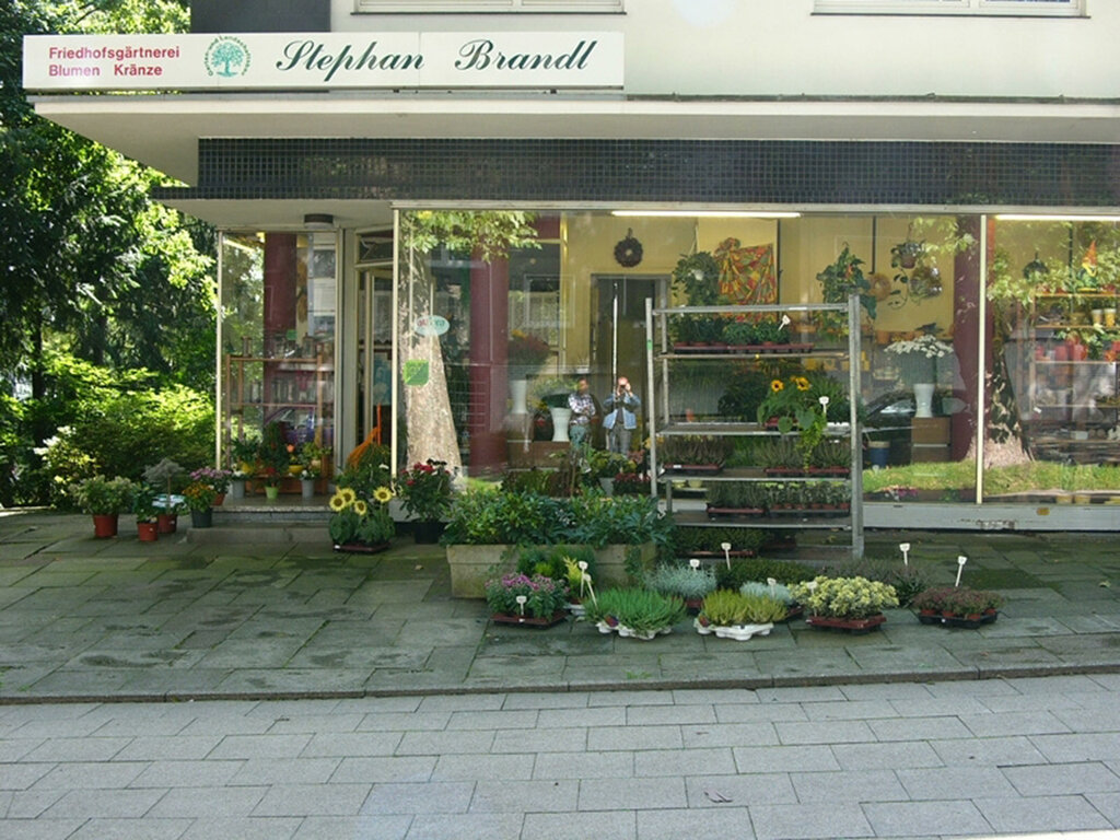 Peyzaj tasarımı Friedhofsgärtnerei Stephan Brandl, Essen, foto